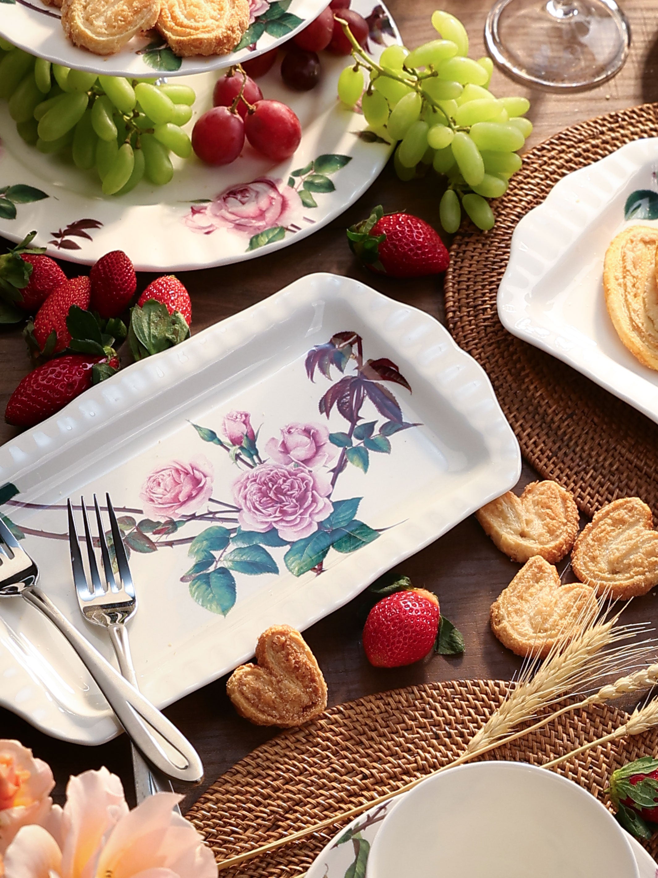 Sandwich Platter for Party & Entertaining Tableware
